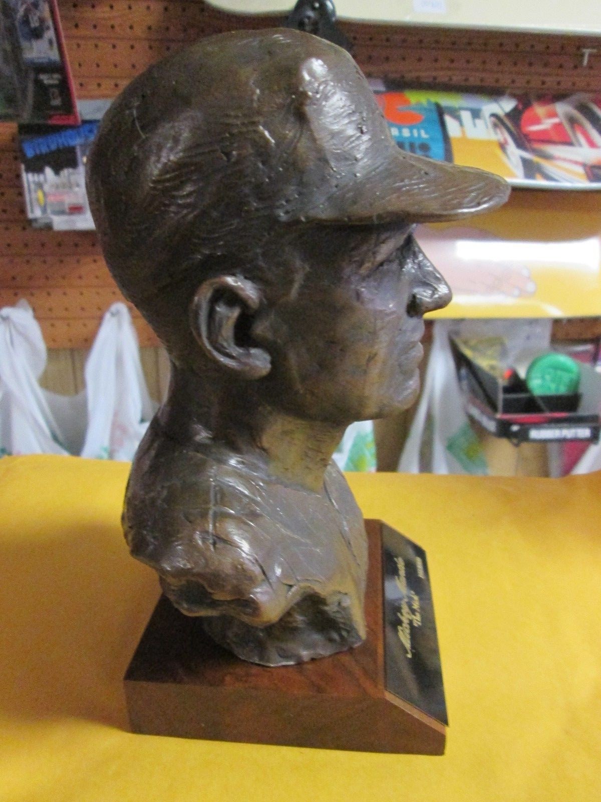Mickey Mantle Bronze bust statue 1 of 1000 | eBay