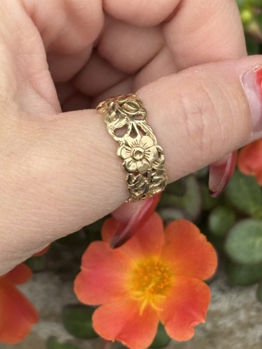 Vintage 14k Yellow Gold Wedding Band Wide Openwork FLOWER Design Wide 8 ...