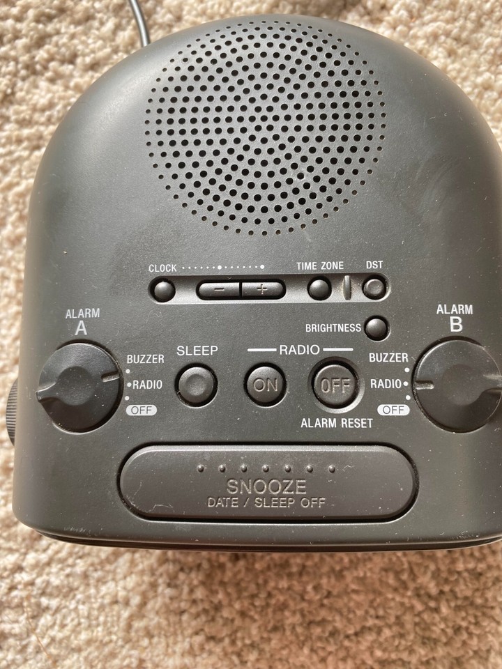 Sony Dream Machine AM/FM Dual Alarm Black Clock Radio ICF-C318 TESTED ...