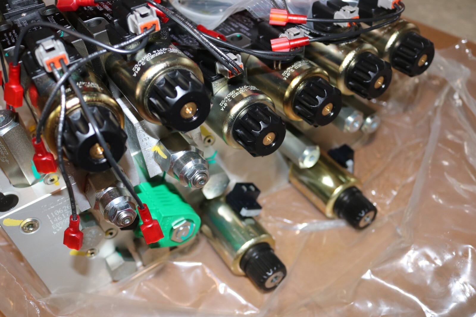 NEW GENIE MANIFOLD FUNCTION Z451C COMATROL HIC FUNCTION CONTROL VALVE ...