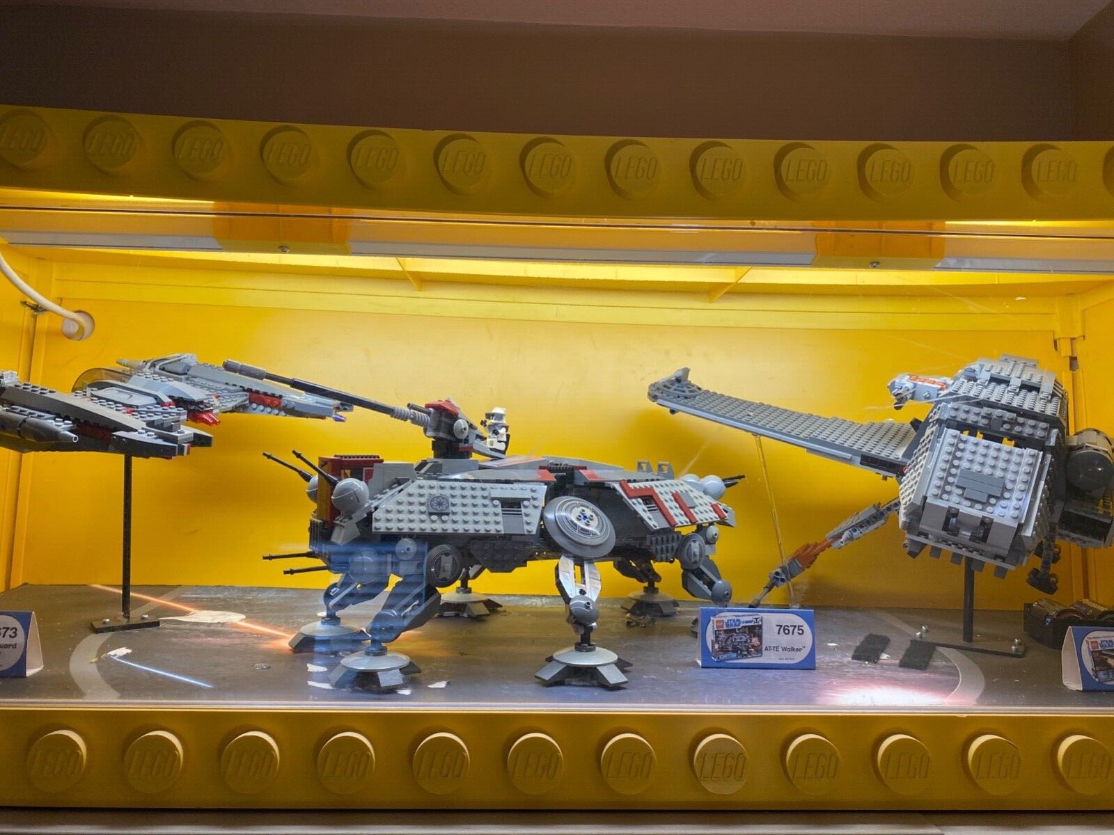 LEGO STAR WARS STORE DISPLAY Vehicles ** PICK UP ONLY - Wallsparks | eBay
