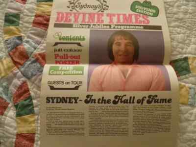 SYDNEY DEVINE TIMES NEWSPAPER SILVER JUBILEE + BADGE + CONCERT PROGRAMME | eBay