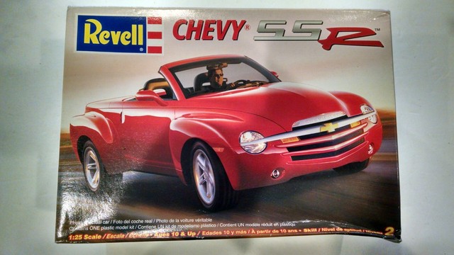 Revell Chevy SSR Plastic Model Kit With Extra Resin Panel Truck Body 1 ...