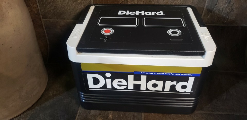 Vintage IGLOO DIEHARD Advertising Car Battery Ice Chest 6 Pack Cooler ...