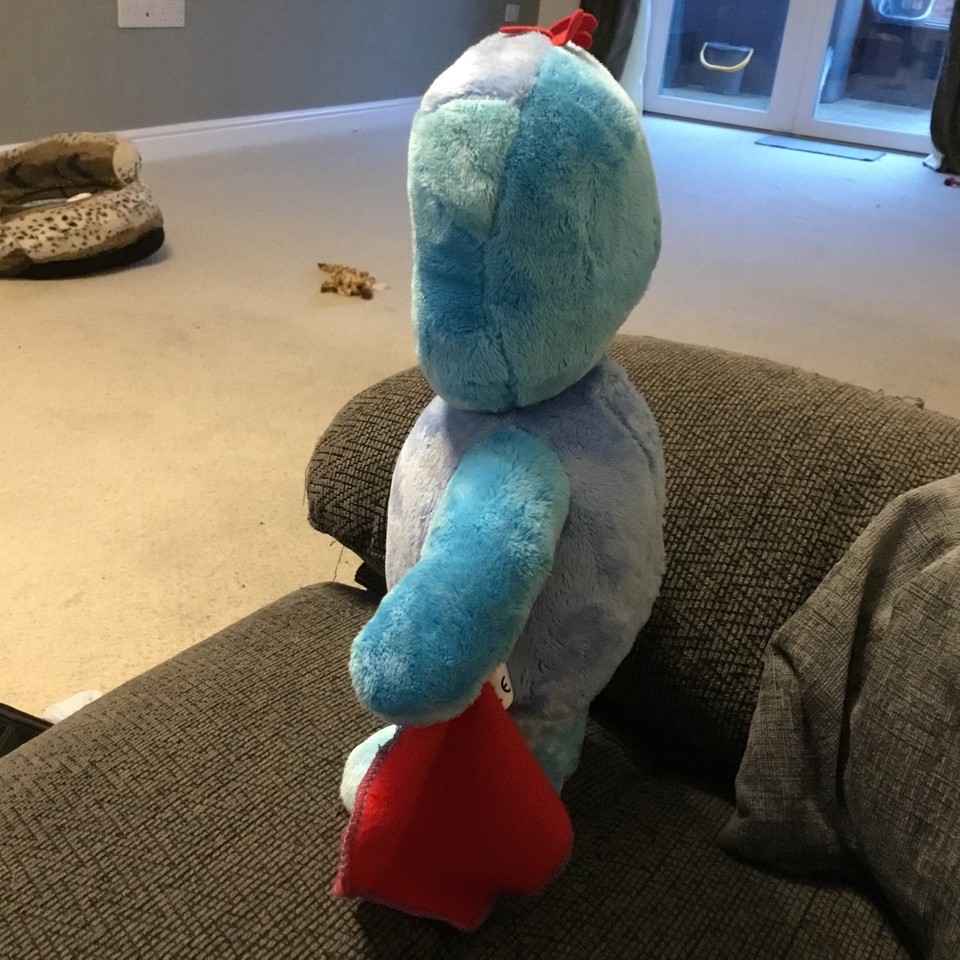 In The Night Garden Dancing & Singing Iggle Piggle Soft Plush Toy, 12 ...