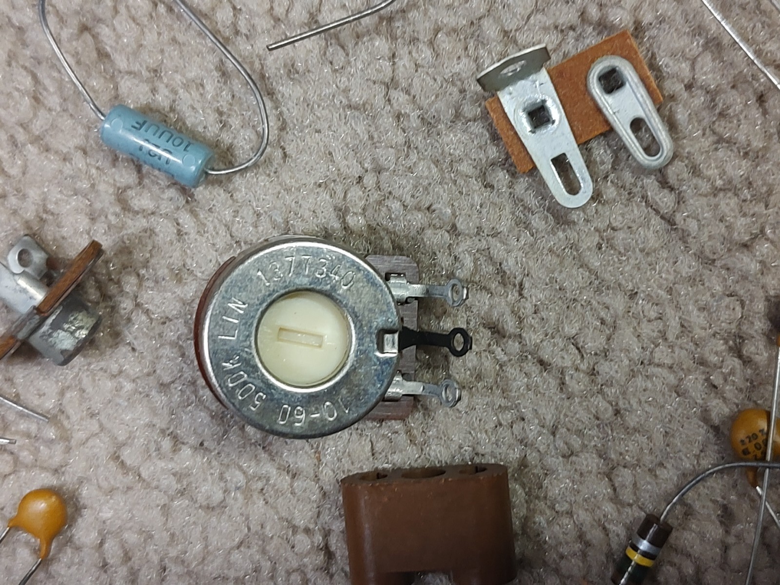 Tube Radio Parts Lot Resistors Capacitors Bulb Etc Vintage Tube Radio ...