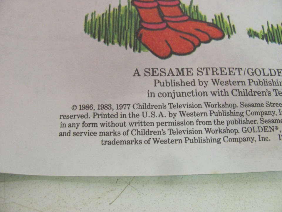 Sesame Street Bilingual Book - Big Bird and Little Bird's Big and ...