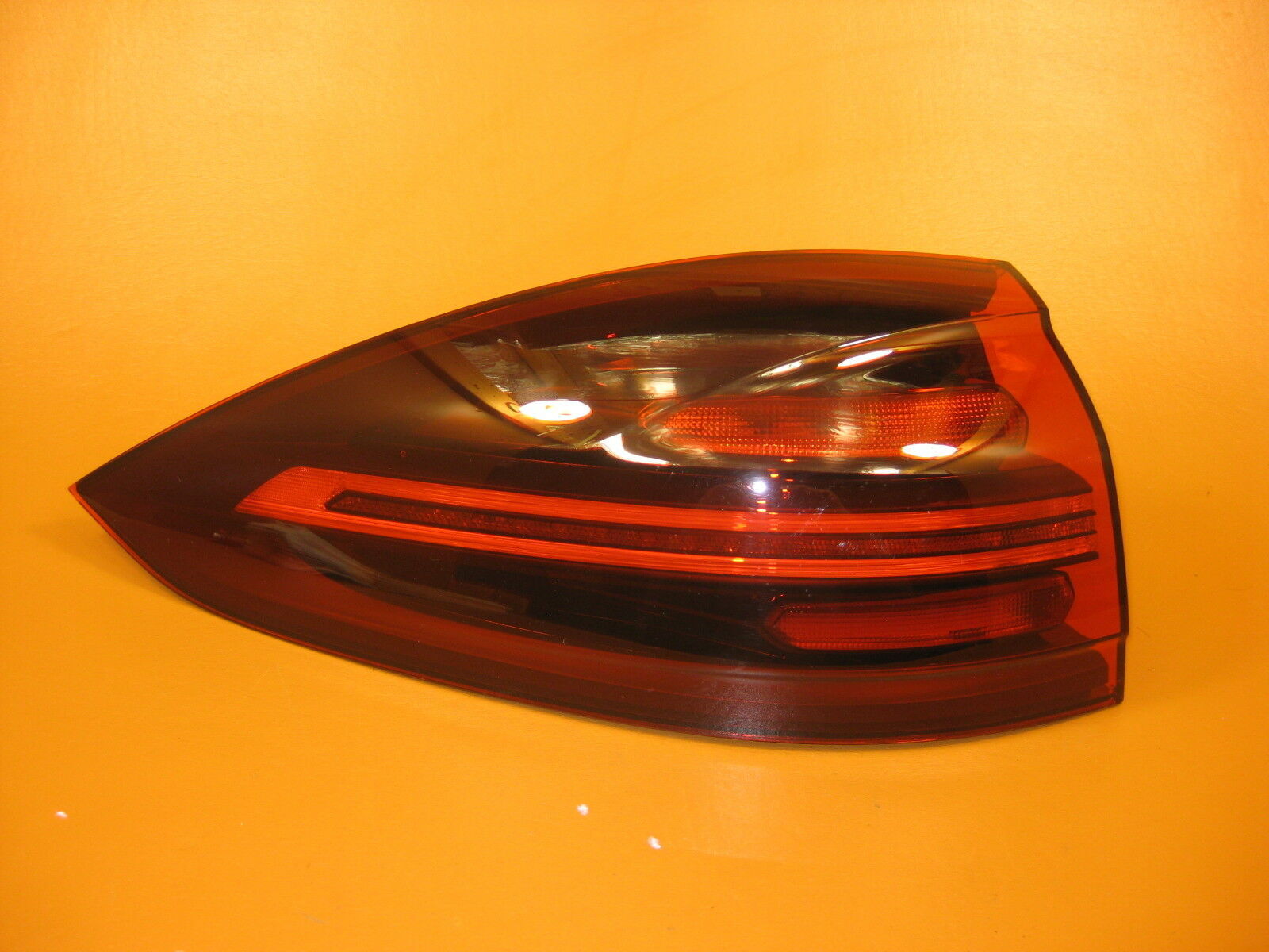 Porsche Cayenne GTS Dark Tail Light Left Driver 2015 2016 958 631 061 ...