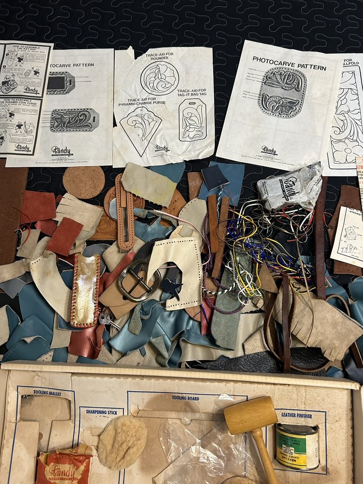 VINTAGE Leather Craft Beginners Kit by Tandy•Incomplete•Leather Scraps ...