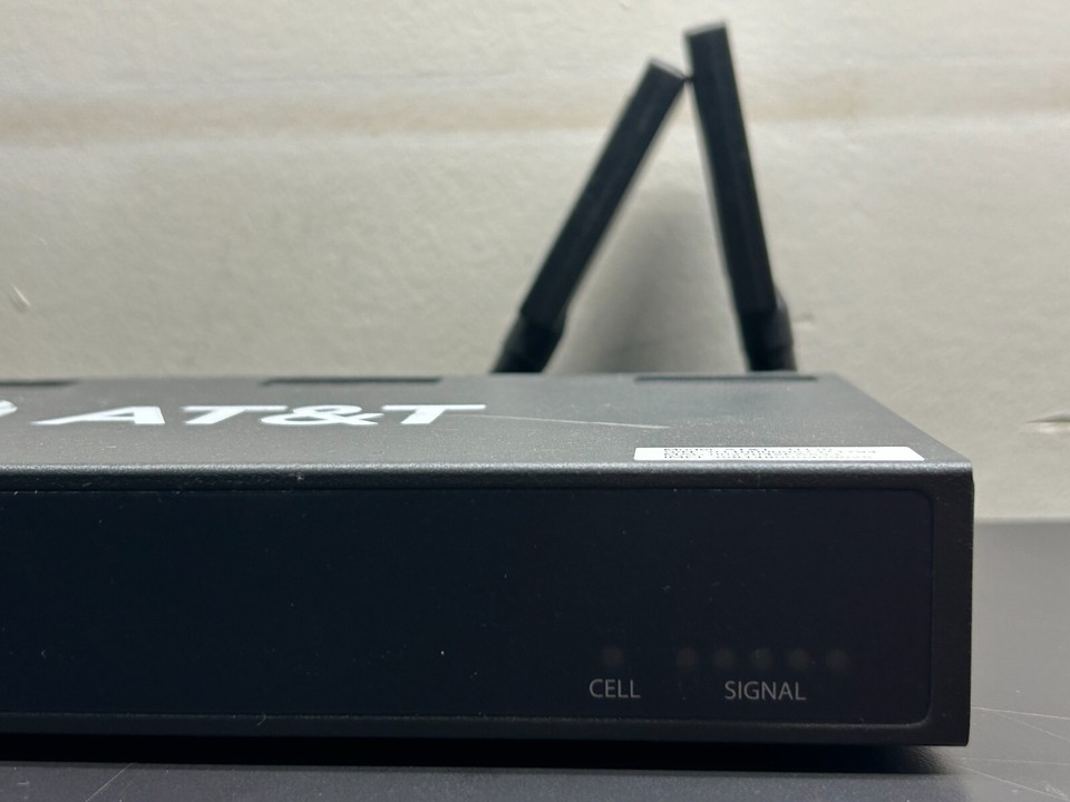 AT&T U110 FIREWALL ROUTER VPN GATEWAY DEVICE | eBay