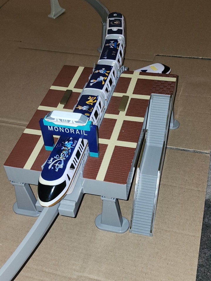 Disney Monorail Play Set Walt Disney World Resort 50th Anniversary ...