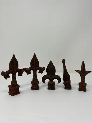 Finials - Wrought Iron Finial Fence