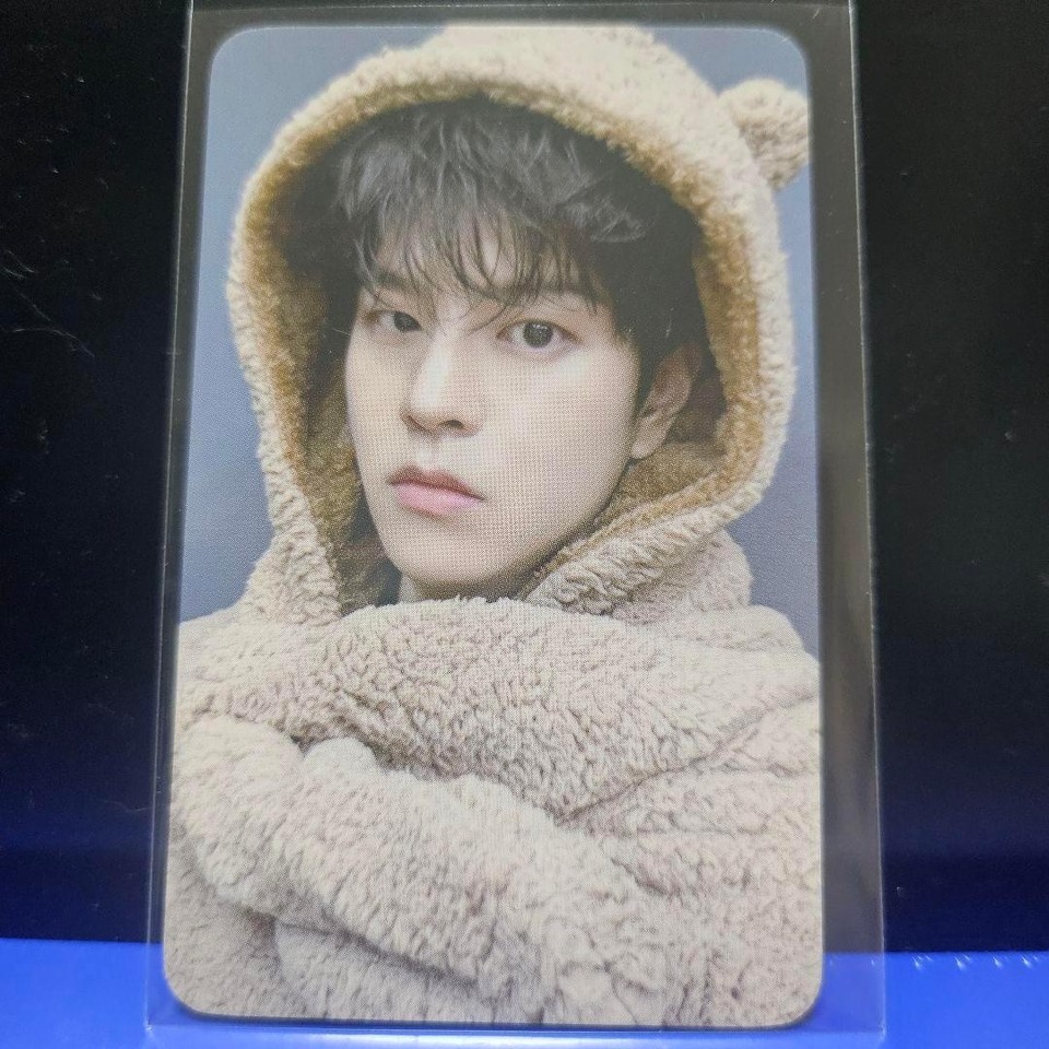 SEUNGMIN Stray Kids KARMA FANS SPORTS PRE-LISTENING CEREMONY Photo card ...