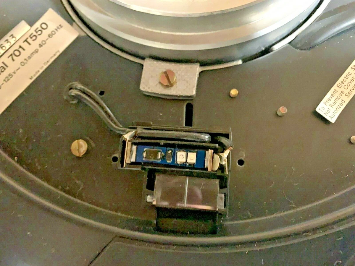 Dual Turntable Strobe Light | Shelly Lighting