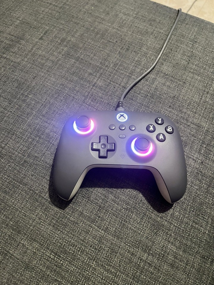 8BitDo Ultimate Wired Controller for Xbox -Mint - NO GAME PASS CODE -UK ...