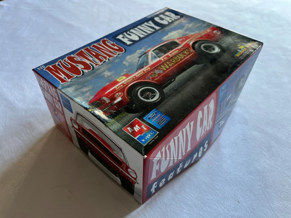AMT Ertl Mustang Funny Car Phil Bonner #21639P 1/25 Scale Model Kit | eBay