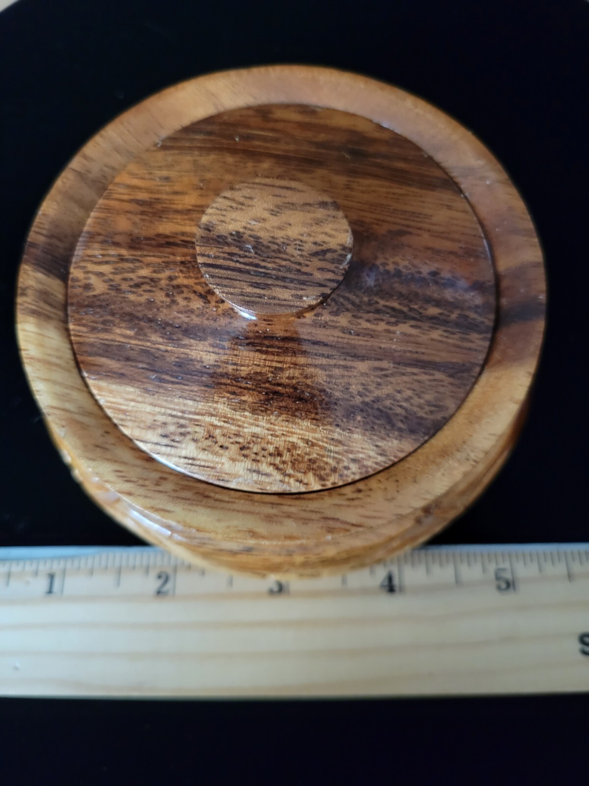 Hand Carved Wooden Round Trinket Box with Lid Jewelry/Trinket Vintage ...