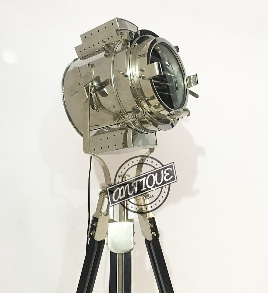 Vintage Big Industrial Searchlight Spot-Lamp Adjustable Night Lamp ...