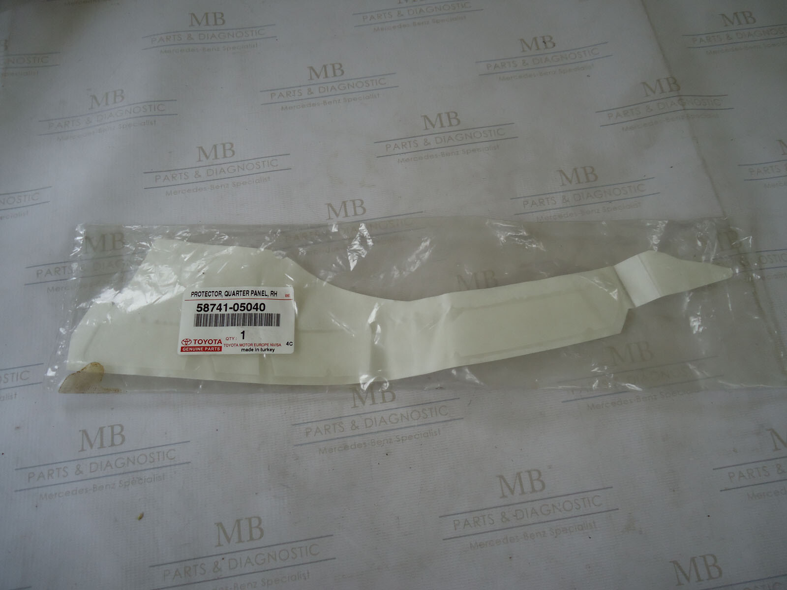 Toyota+58741+05040+AVENSIS+T27+08-11+Front+Right+OS+Protector+Film ...