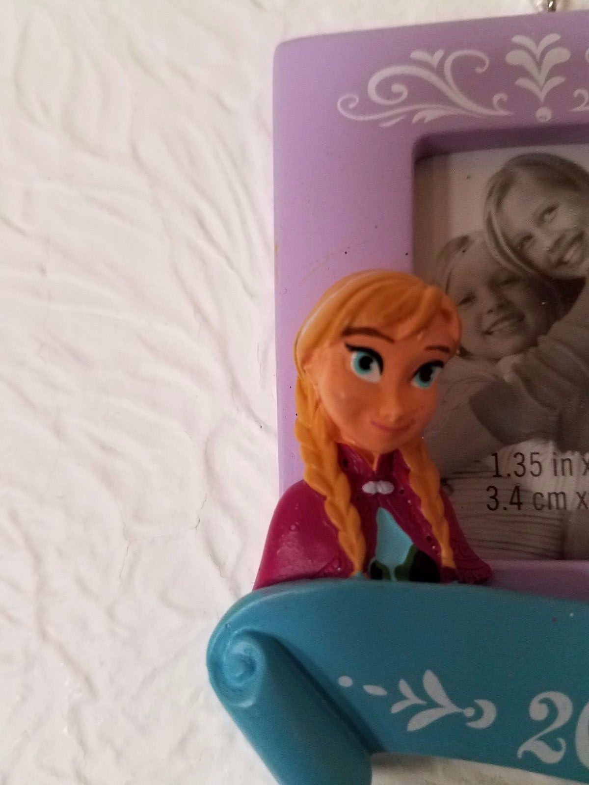 DISNEY FROZEN/HALLMARK ANNA & ALSA 2016 PICTURE FRAME ORNAMENT NEW WITH ...