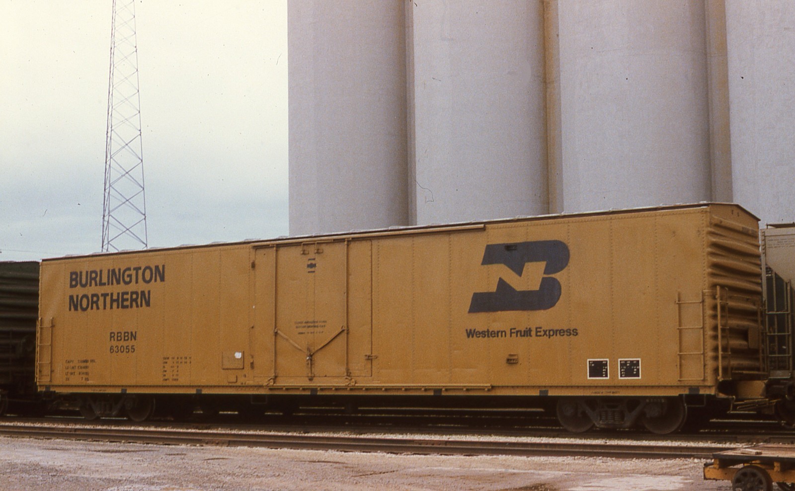 JJ Orig Slide BN Burlington Northern RBBN 60' RBL Insulated Boxcar ...