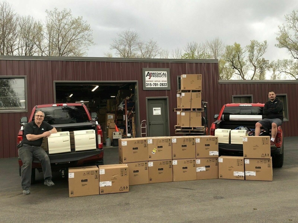 Tuttnauer 1730 Valueklave Manual Autoclave - 1730M - NEW - 1 Year ...