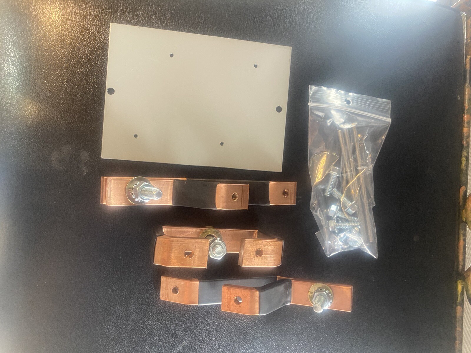 GE TF2DPK, CCB Panelboard Mounting Hardware Kit, TFJ, TFK, TFL Type ...