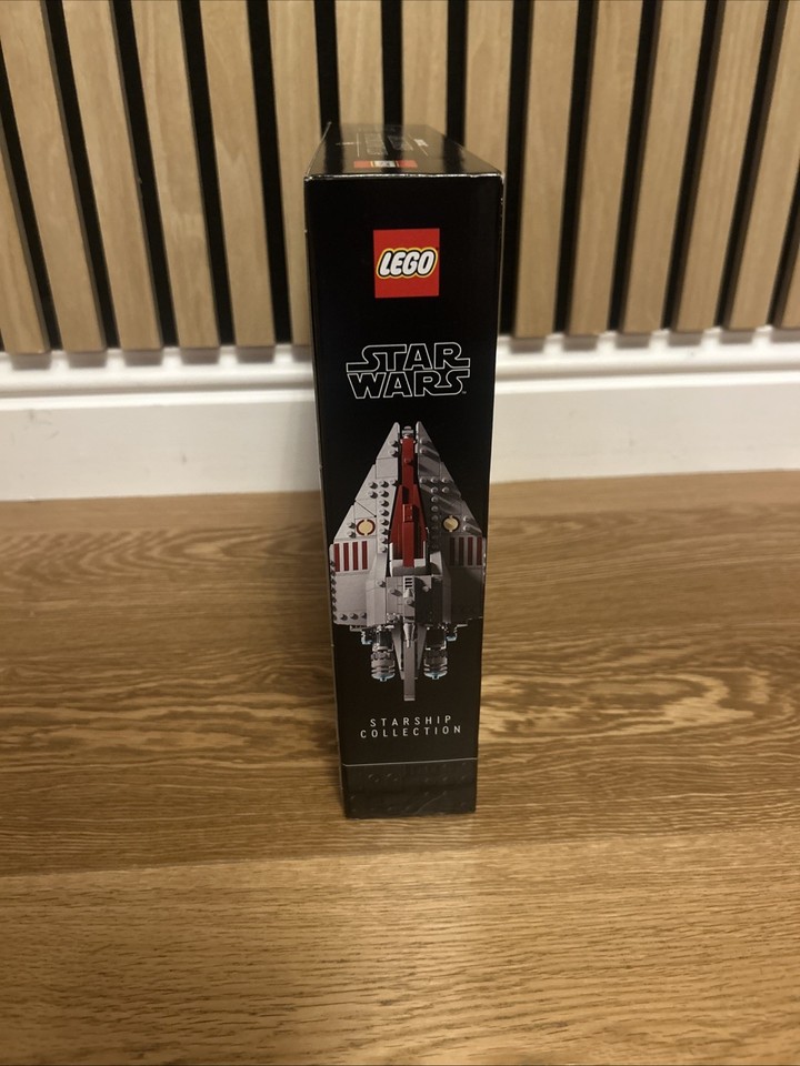 LEGO Star Wars: Acclamator-Class Assault Ship (75404) 5702017817262 ...