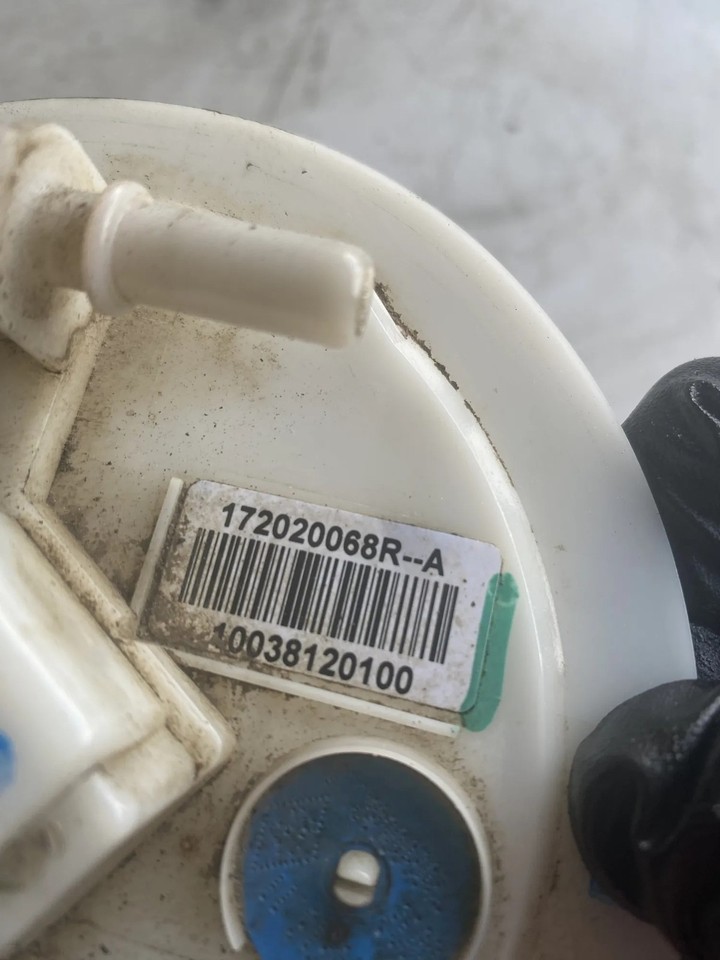 RENAULT MASTER III Minibus / passenger JV Fuel Tank Pump 172020068R ...