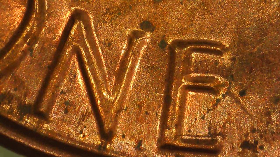 1983 Lincoln Memorial Cent AU/Unc Mostly Red- DDR- Unlisted? Notching ...