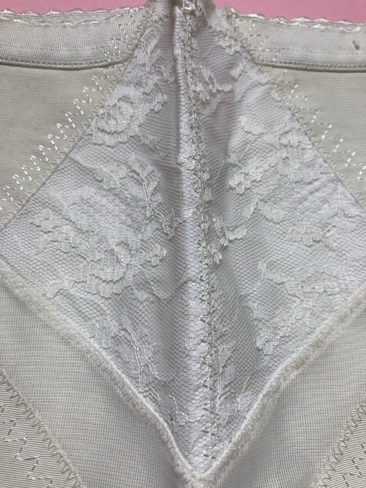 VTG White Long Leg Girdle Shaper w/Garters Size Average Medium Pin Up ...