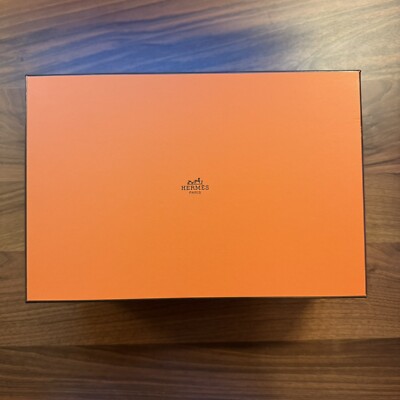 Authentic Hermes Gift Box w/ ribbon L31 x W20 x H11 cms. Hermes Shoe ...