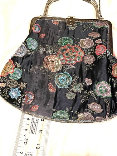 NEW VINTAGE LOOK EMBROIDERED BEADED SATIN HANDBAG PURSE HINGED | eBay