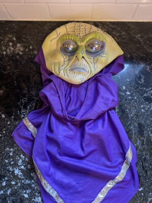 VINTAGE Easter Unlimited Green Purple Space Martian Alien Hooded Mask ...