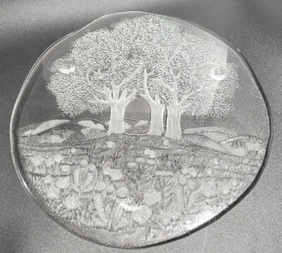 Vintage Studio Nova Germany Crystal "Sun Valley" 13.25” in Round Canape ...