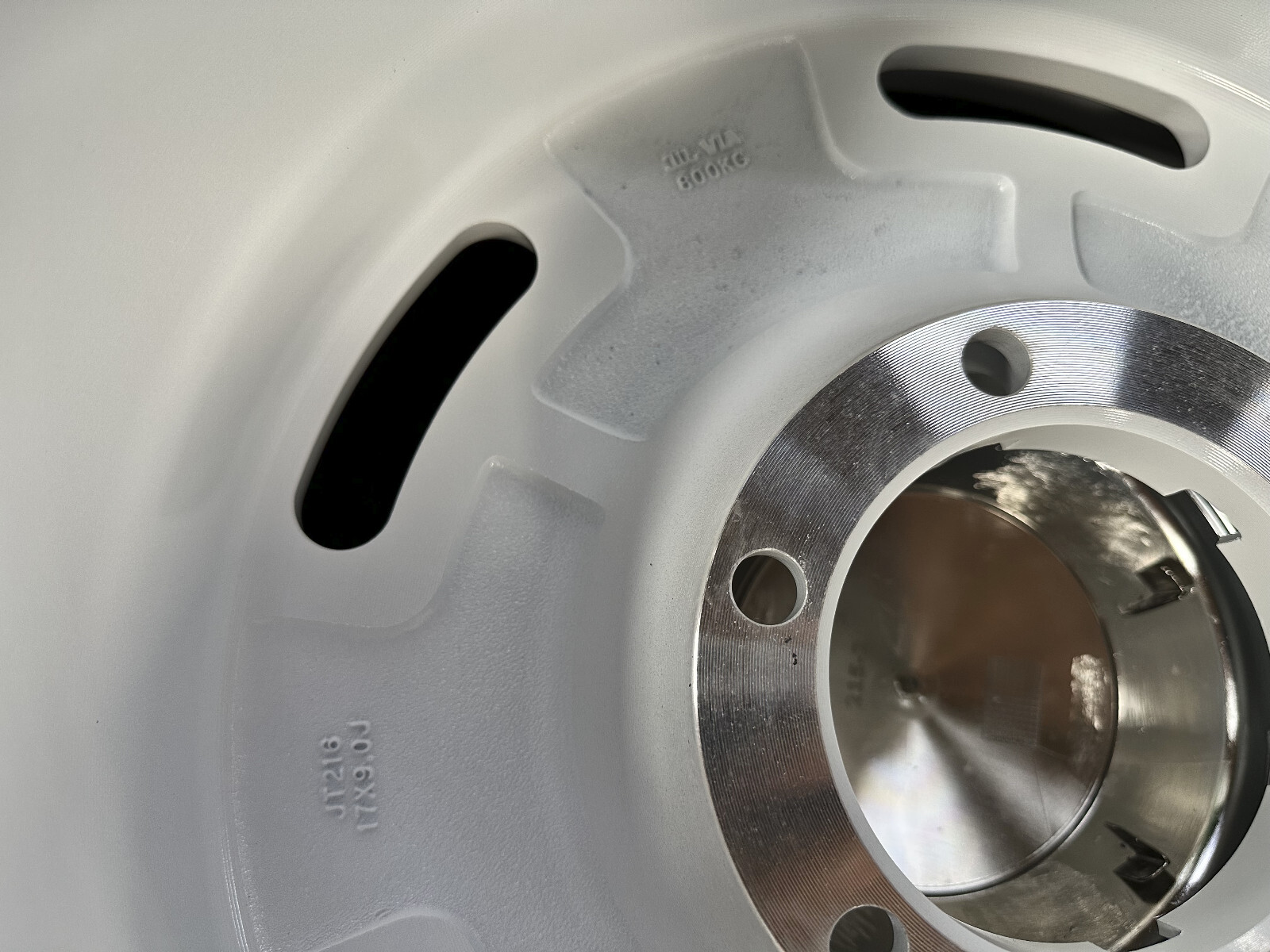 New 17x9J Dean Cross Wheel (4 pcs) WHITE 6x139.7 FJ Cruiser Tacoma Ford ...