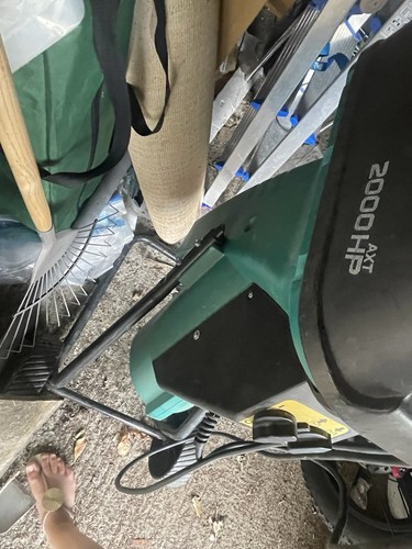 Bosch 2000HP AXT Quiet Electric Garden Shredder/Chipper Excellent ...