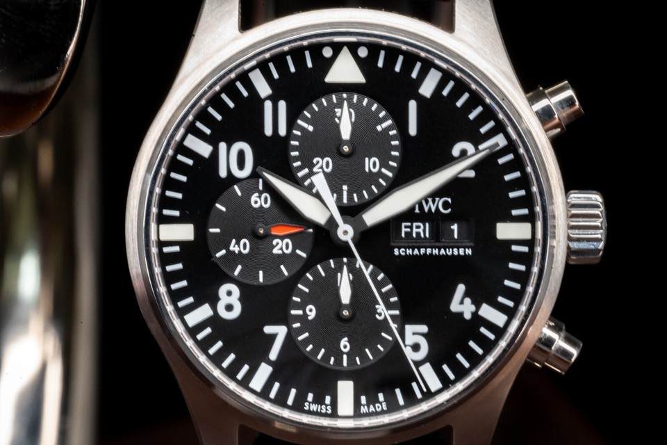 IWC IW377709 Pilot's Watch Chronograph Day Date Black Dial 43mm-RECENT ...