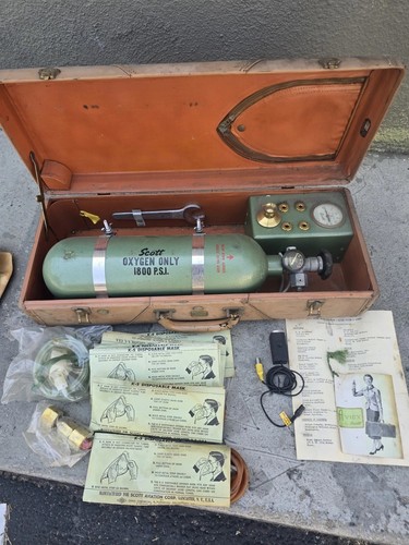 SCOTT AVIATION OXYGEN TANK AVIATORS BREATHING EQUIPMENT AVIOX CASE 8700 ...