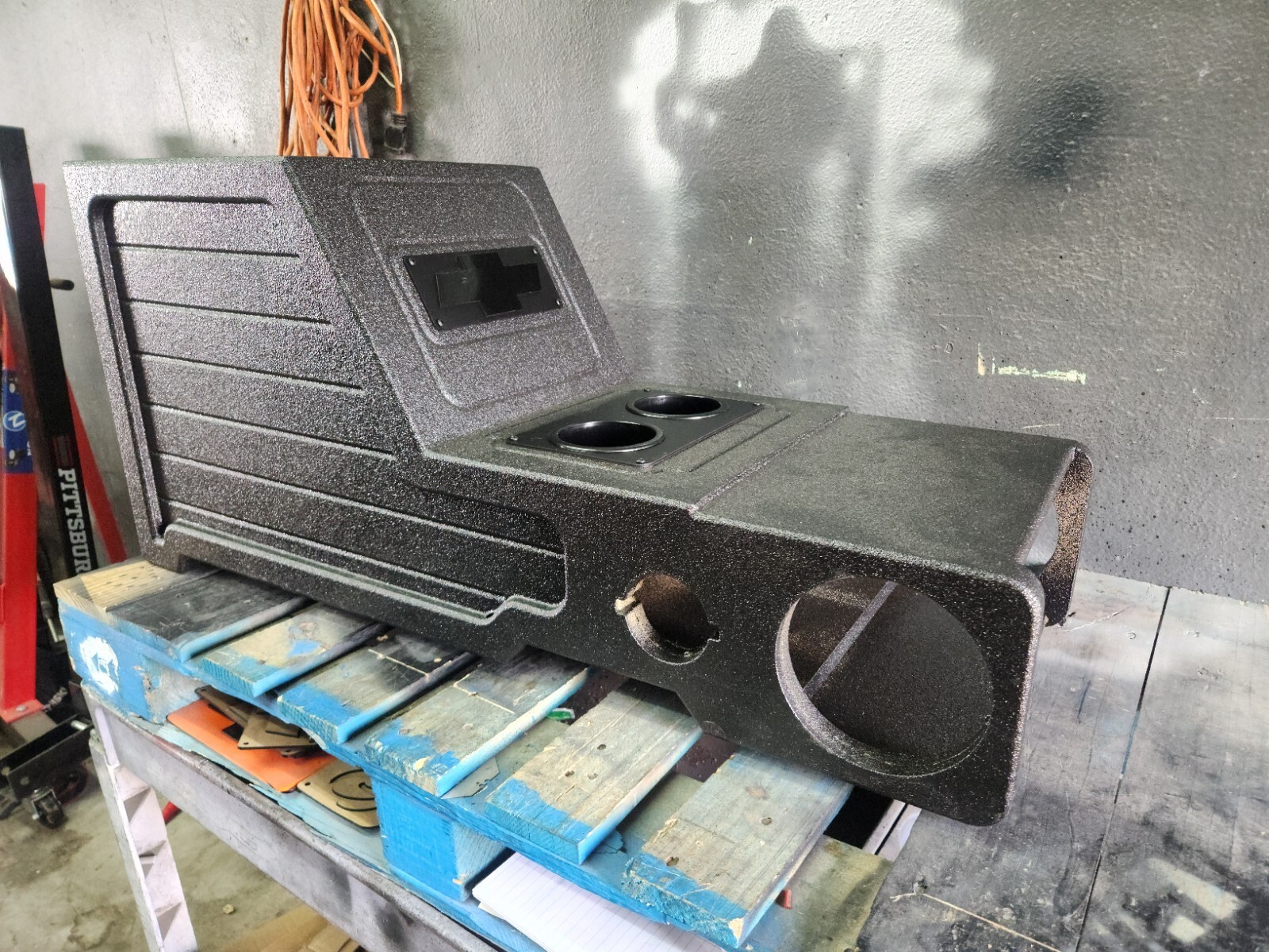 Chevy Tahoe Suburban GMC Yukon Custom Center Console Subwoofer Box | 12 ...