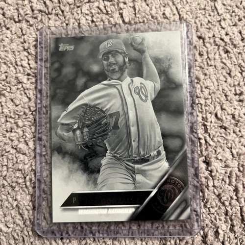 2016 Topps Series 1 Black and White Reverse Negative #47 Gio Gonzalez ...