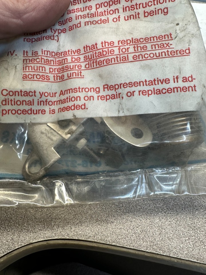 ARMSTRONG MACHINE WORKS B-1672-6 Pressure Change Assembly, 9/32" NEW ...