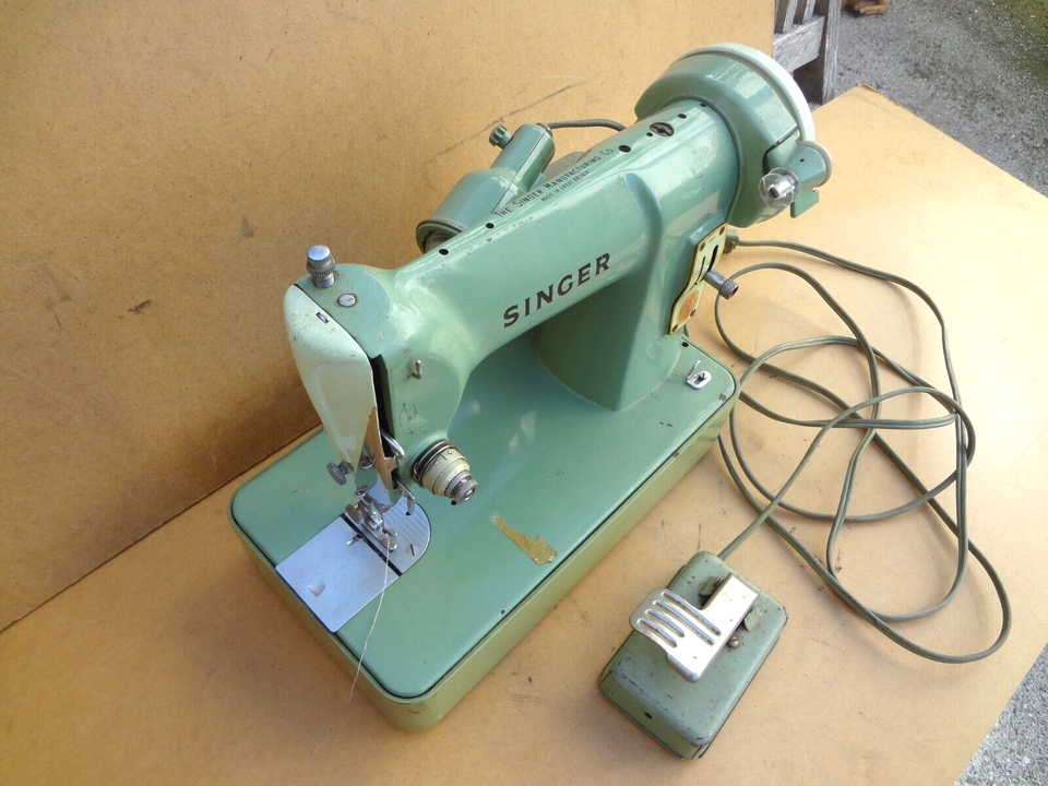 VINTAGE SINGER SIMANCO GREEN SEWING MACHINE 185K W/ PEDAL | eBay