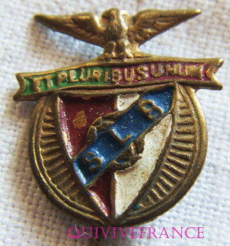 BG13663 - INSIGNE BADGE CLUB DE FOOTBALL BENFICA DE LISBONNE SLB | eBay