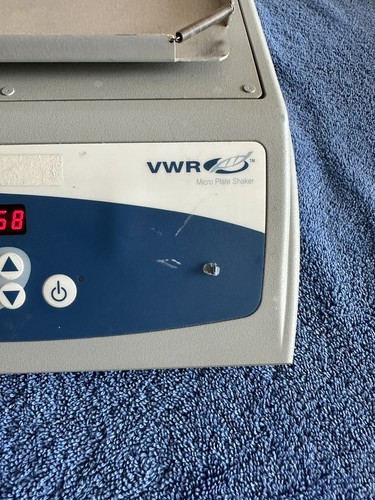 VWR Microplate Shaker [12620-926] | 4 Plate Capacity | 3mm Orbit | 100 ...