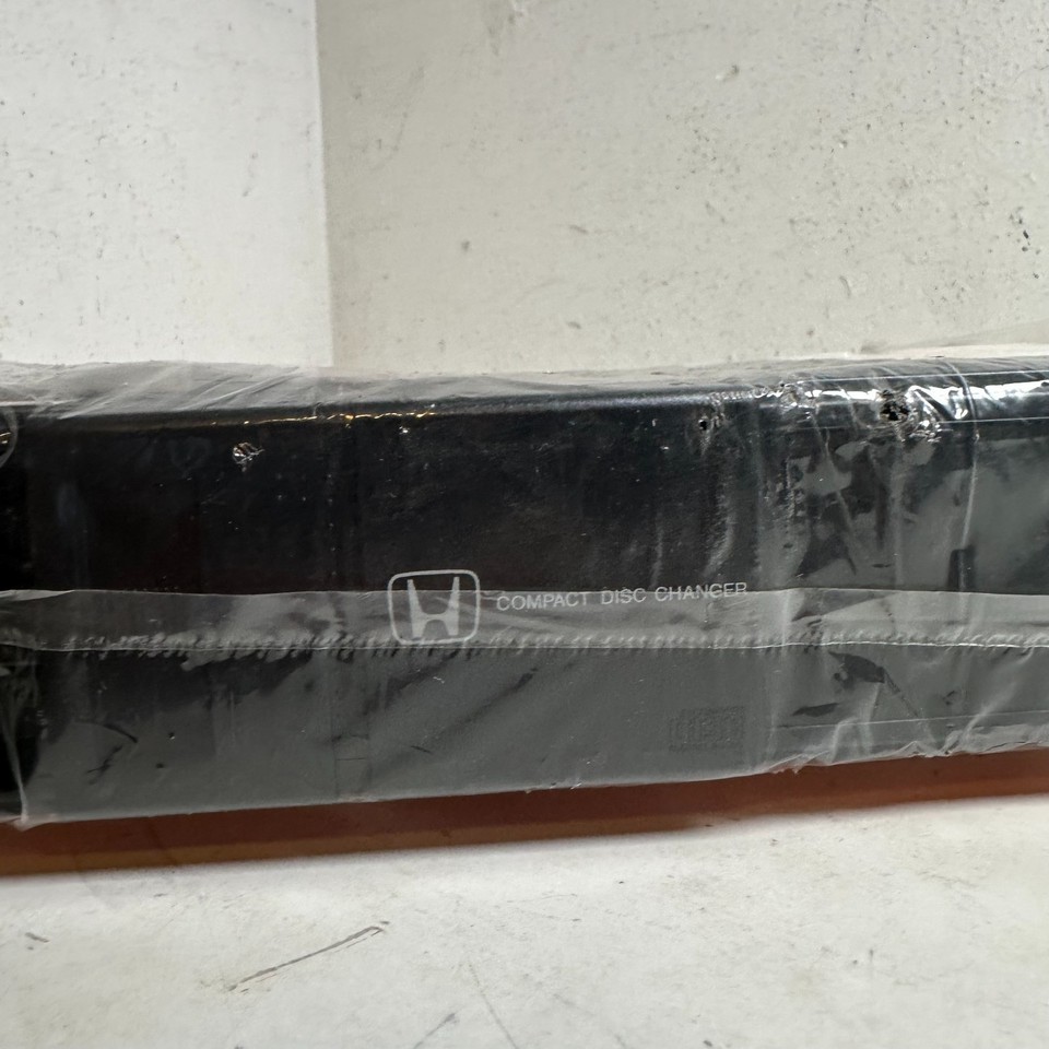 Honda 6 CD Changer Factory OEM 08A26-1B1-100 | eBay