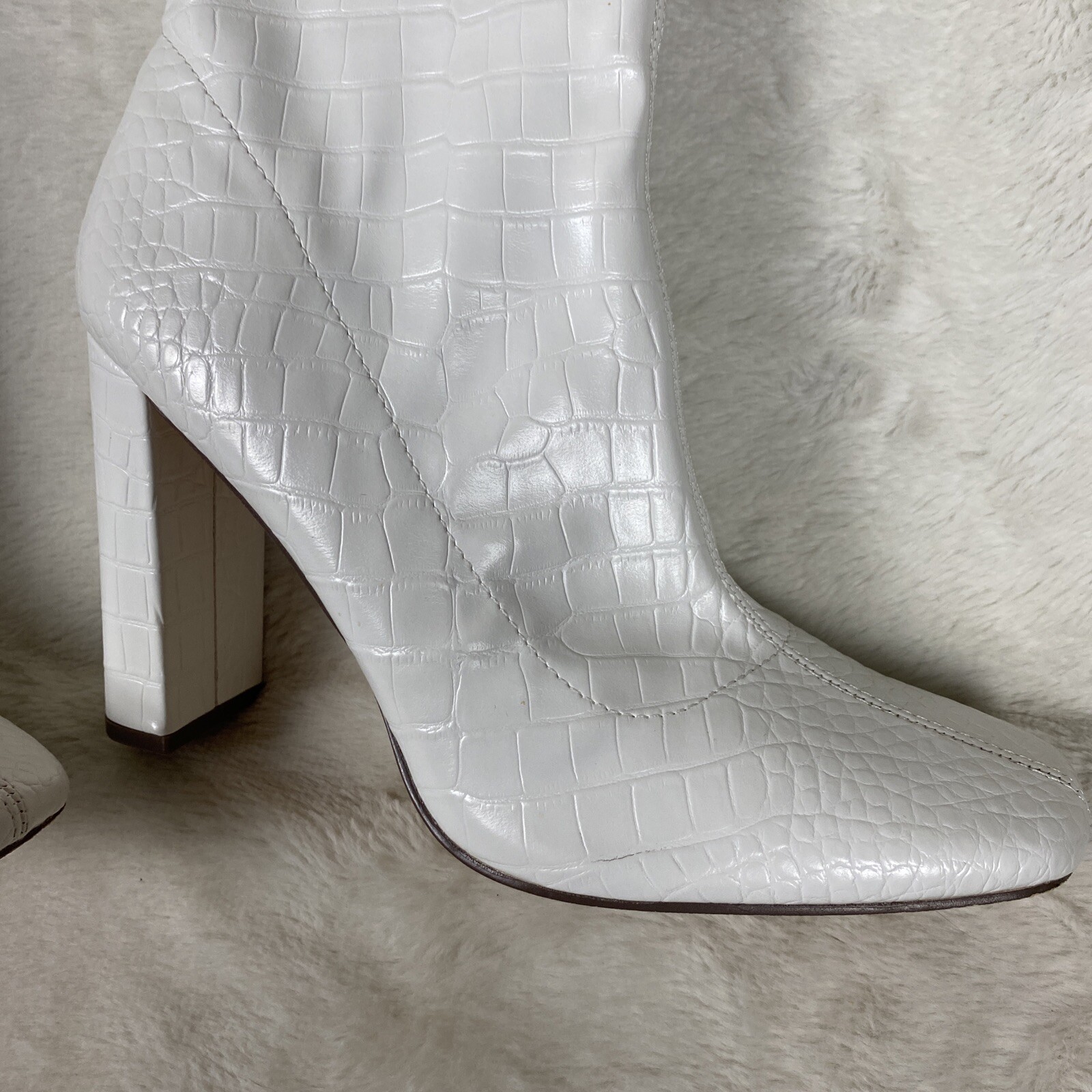 Liliana White Snake Skin Pattern High Heel Boot 4 Inch Heels Woman’s 8. ...