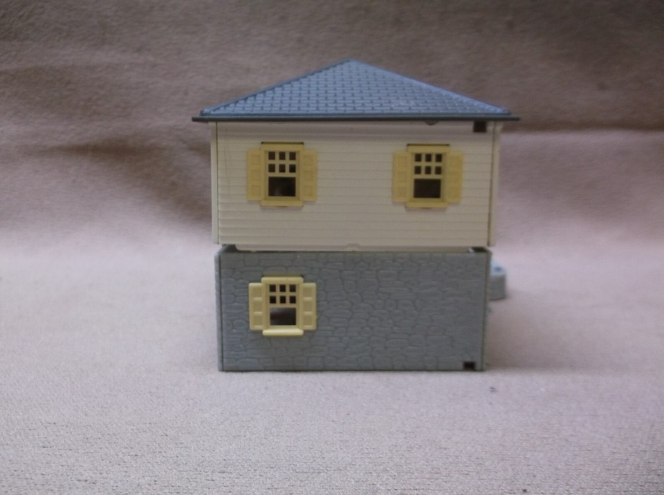 PLASTICVILLE BACHMAN #2552 HO SCALE MODEL TRAIN RAILROAD GREY SPLIT ...