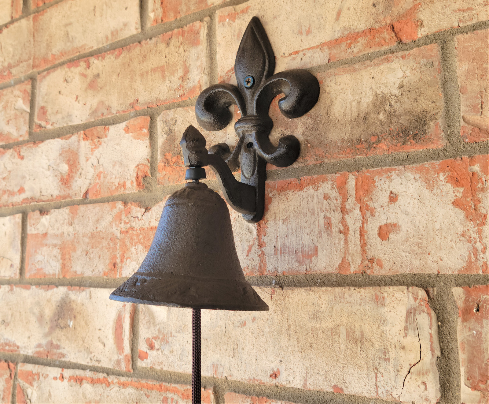 Rustic Cast Iron Dinner Bell Fleur De Lis Emblem Metal Striker Clapper ...