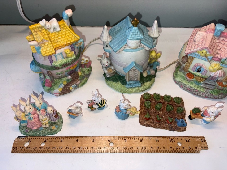 Lot Of 3 Vtg Easter Bunny Ceramic Light Up Houses Easter Village 5 ...
